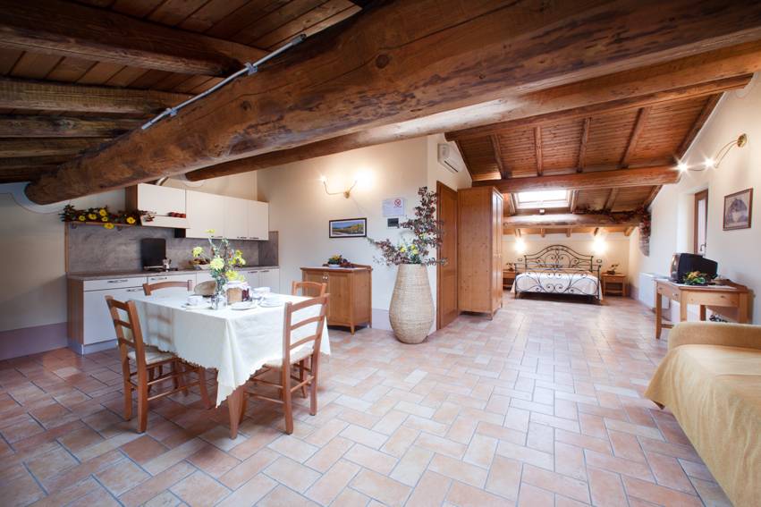 60 M² Farmhouse ∙ 1 Bedroom ∙ 5 Guests - Peschiera del Garda