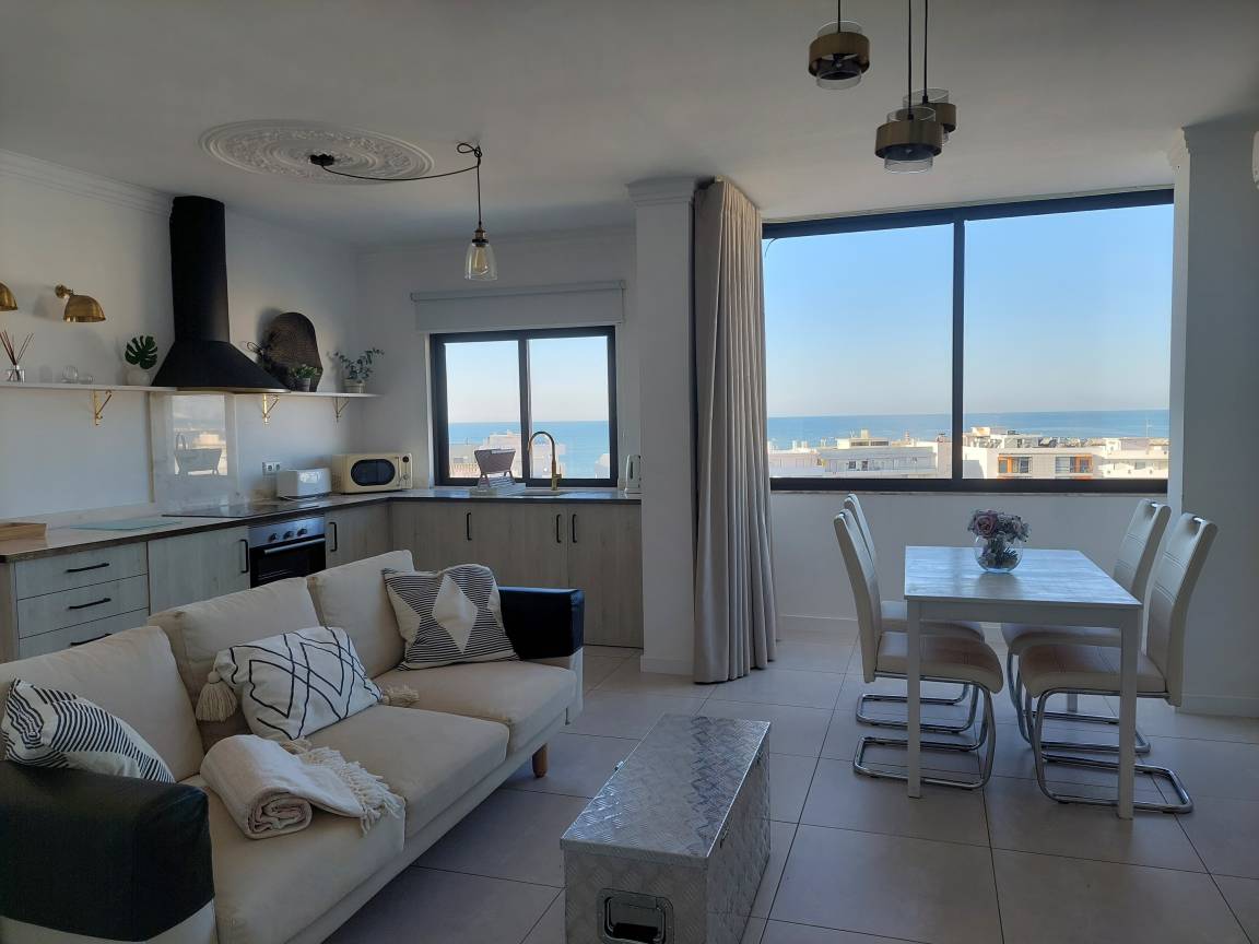 70 M² Apartamento ∙ 2 Quartos ∙ 4 Hóspedes - Quarteira