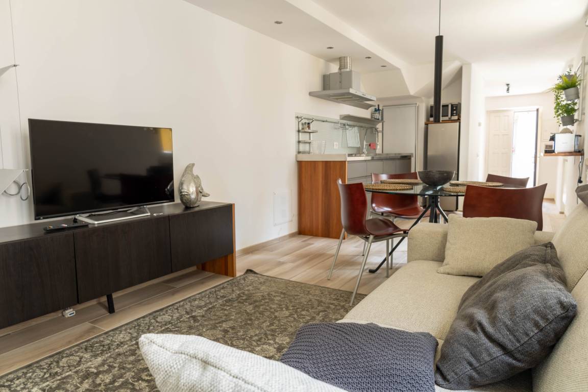 93 M² Apartamento ∙ 3 Quartos ∙ 5 Hóspedes - Gardone Riviera