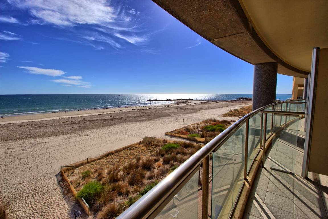 49 M² Apartment ∙ 1 Bedroom ∙ 2 Guests - Adelaide