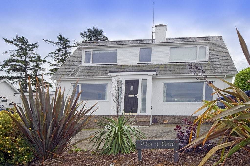 Cottage ∙ 3 Bedrooms ∙ 6 Guests - Abersoch