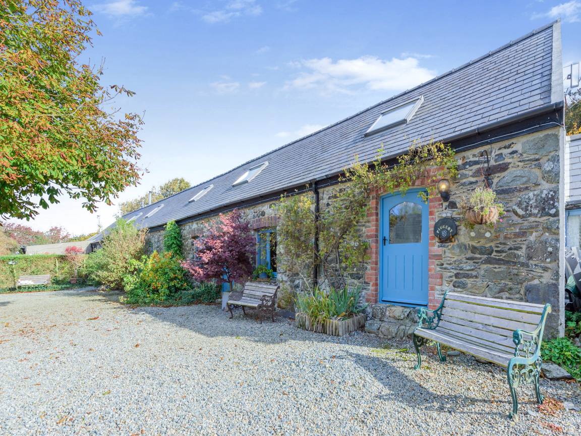 Cottage ∙ 2 Bedrooms ∙ 4 Guests - Solva