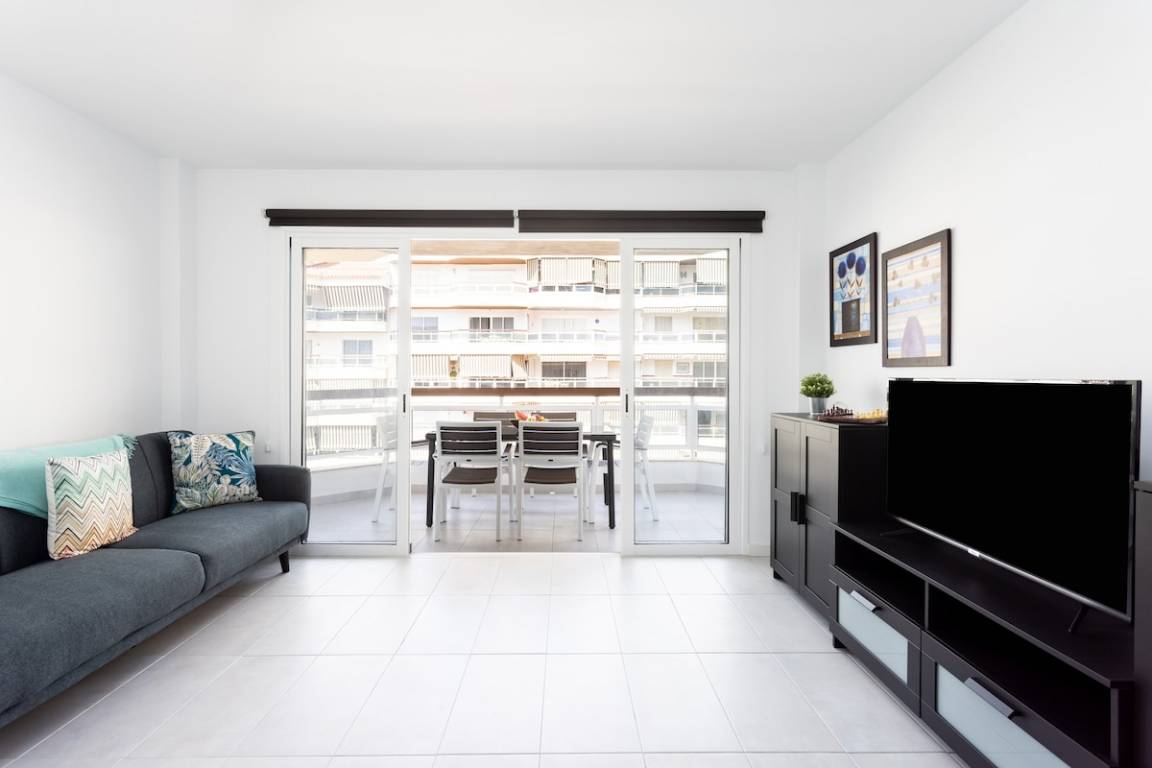 76 M² Apartment ∙ 2 Bedrooms ∙ 4 Guests - Los Cristianos