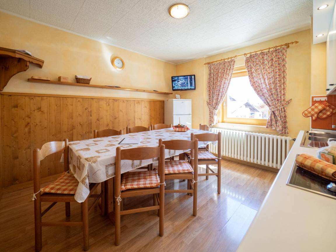 80 M² Ferienwohnung ∙ 3 Schlafzimmer ∙ 8 Gäste - Livigno