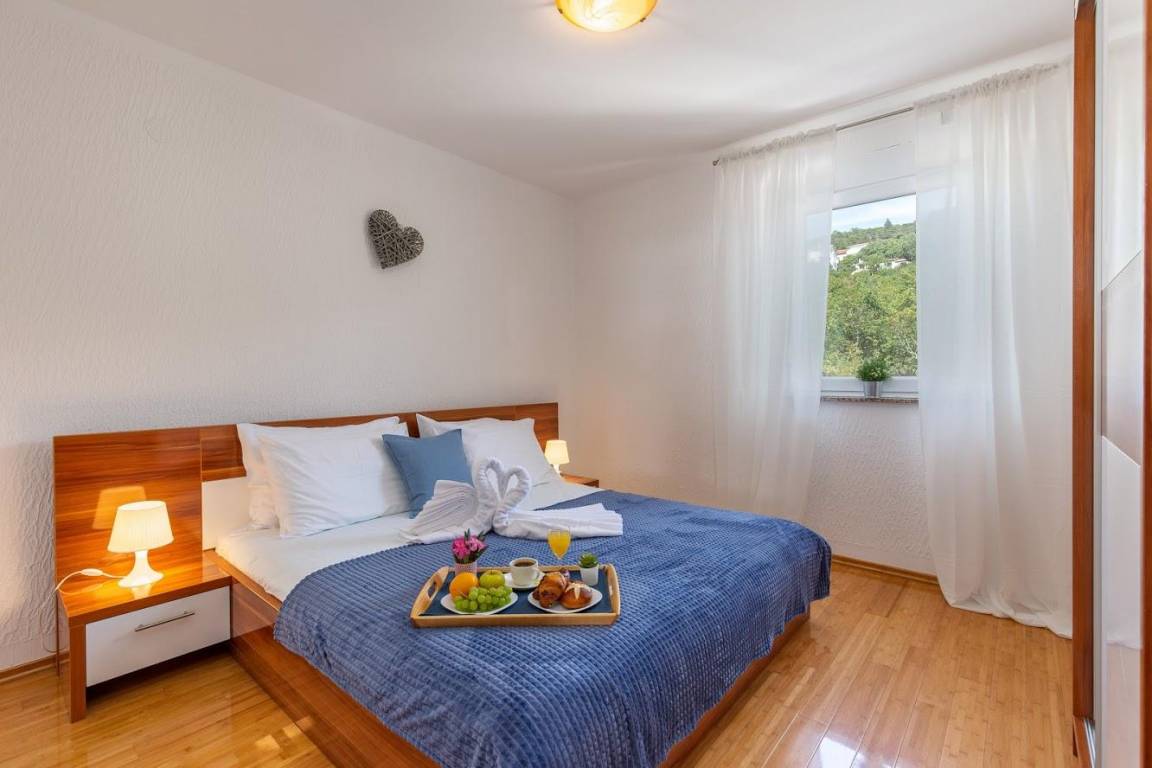 58 M² Ferienwohnung ∙ 2 Schlafzimmer ∙ 5 Gäste - Jadranovo