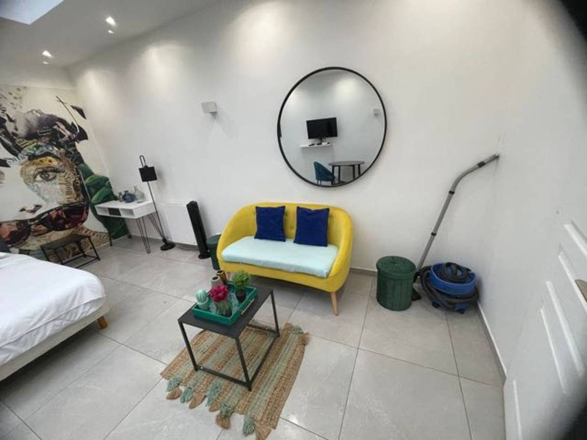 Appartement ∙ 2 Personnes - Ibis Styles Paris Batignolles