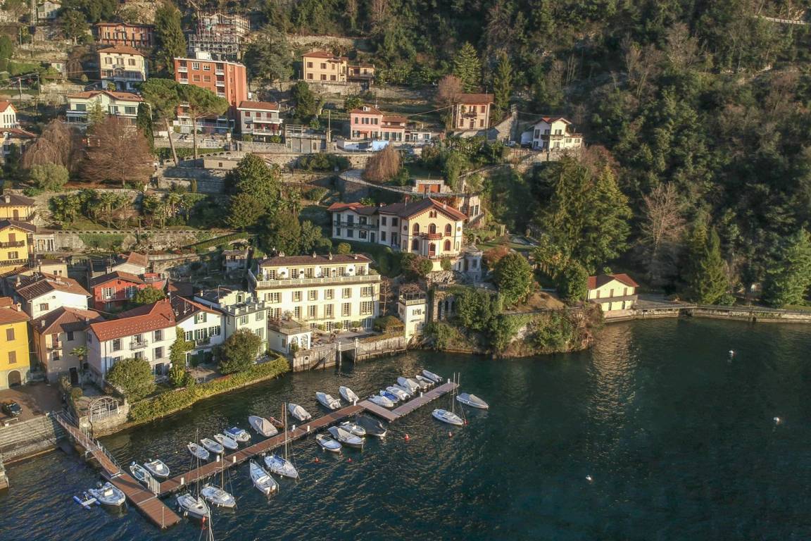 Villa ∙ 8 Slaapkamers ∙ 16 Gasten - Como