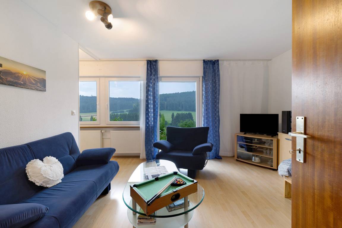 76 M² Apartment ∙ 1 Bedroom ∙ 5 Guests - Burladingen