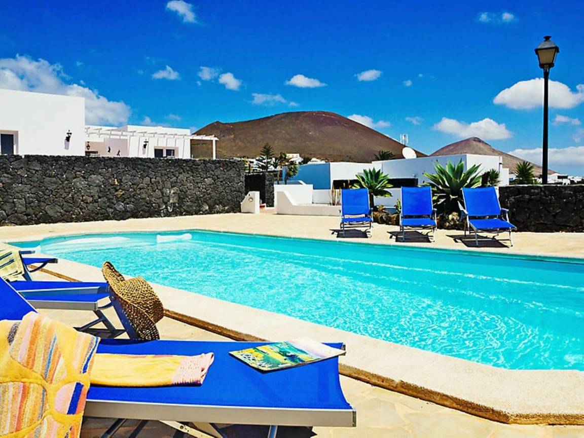 143 M² House ∙ 3 Bedrooms ∙ 6 Guests - Puerto del Carmen