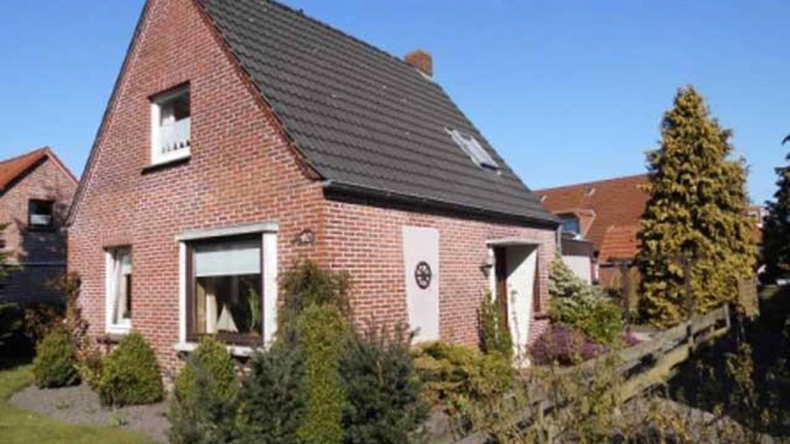 100 M² Huis ∙ 2 Slaapkamers ∙ 5 Gasten - Emden