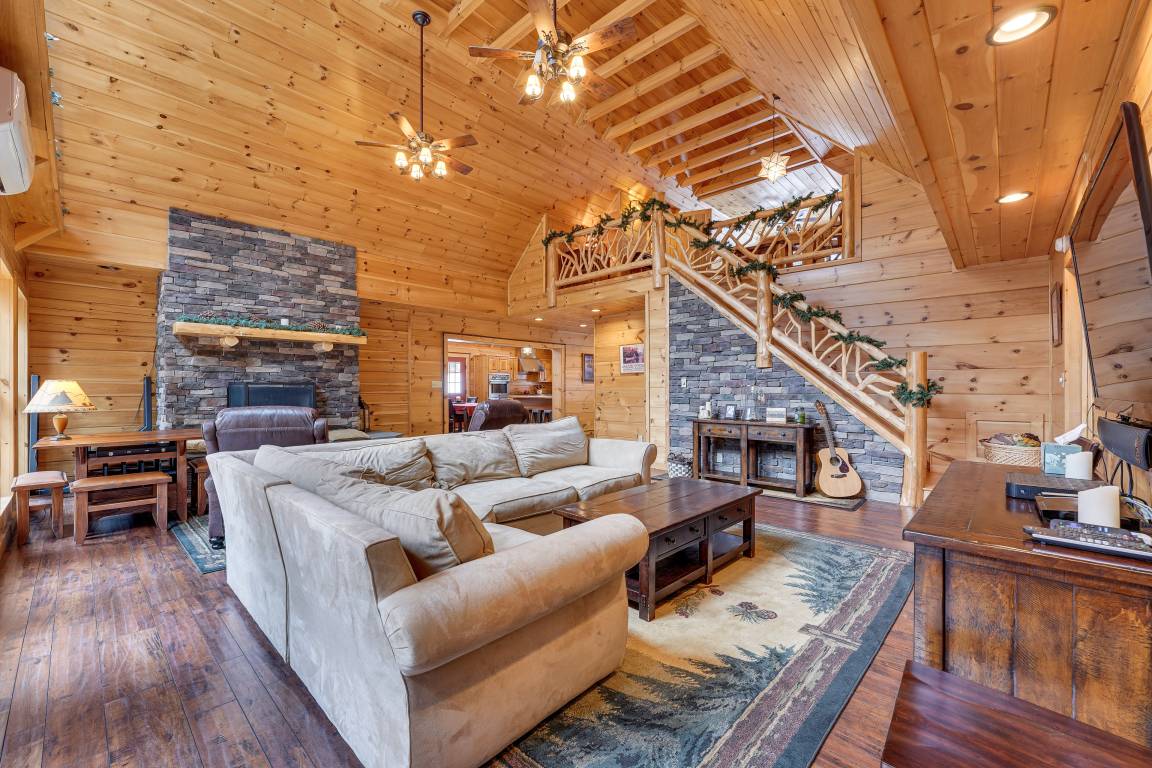 213 M² House ∙ 3 Bedrooms ∙ 8 Guests - Old Forge, NY