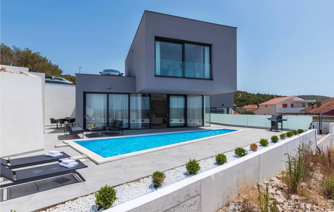 130 M² Dom ∙ 2 Sypialnie ∙ 4 Gości - Lozovac