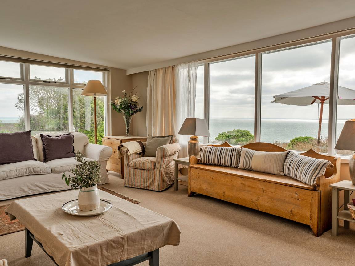 140 M² House ∙ 2 Bedrooms ∙ 4 Guests - Porthleven