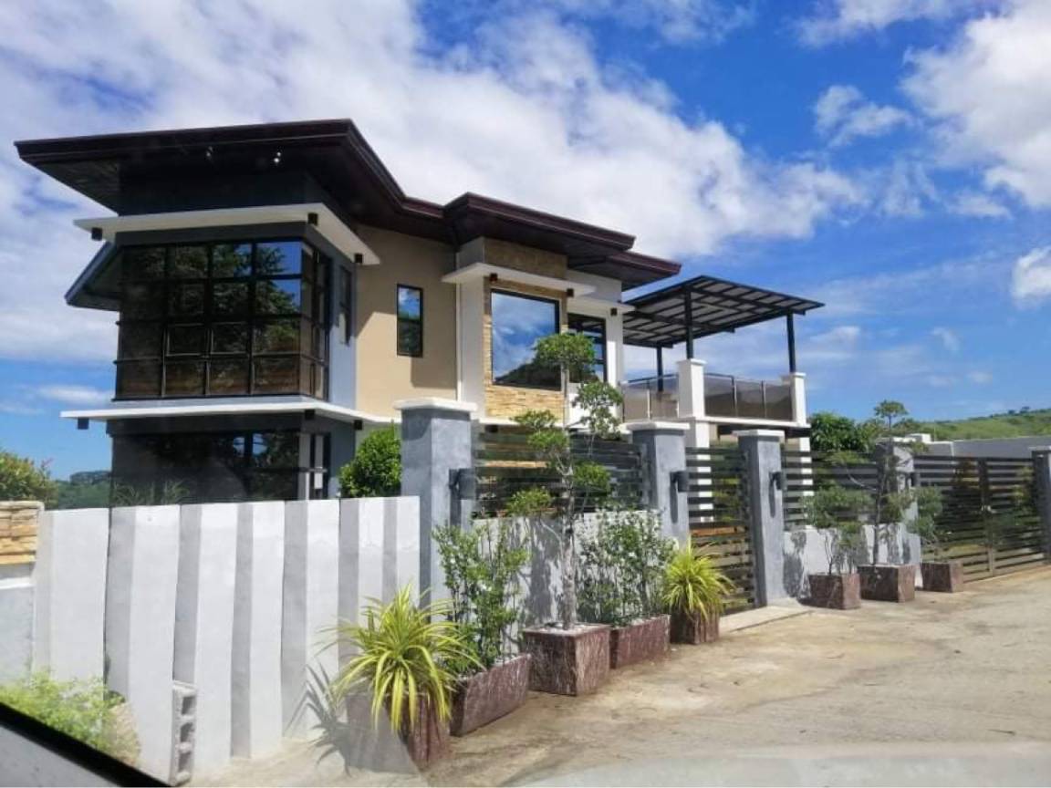 235 M² Villa ∙ 2 Bedrooms ∙ 10 Guests - Mariveles