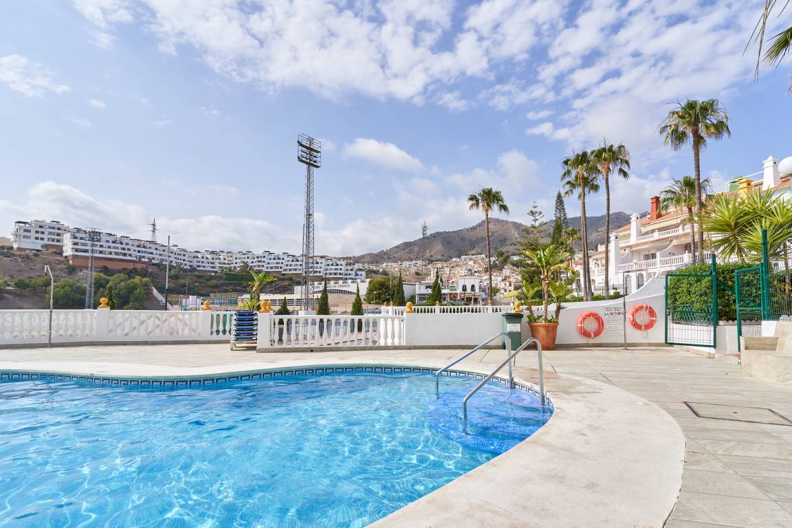 70 M² Apartment ∙ 2 Bedrooms ∙ 4 Guests - Nerja