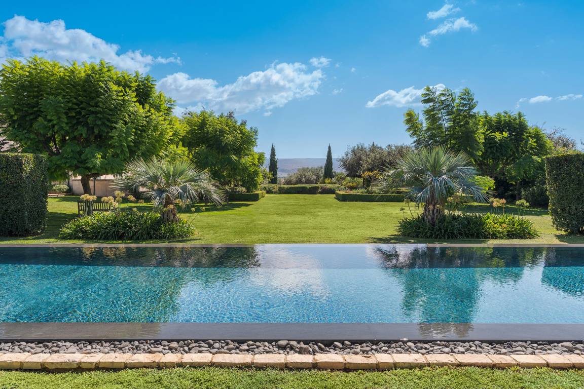 700 M² Villa Vacanza ∙ 6 Camere Da Letto ∙ 16 Ospiti - Comiso