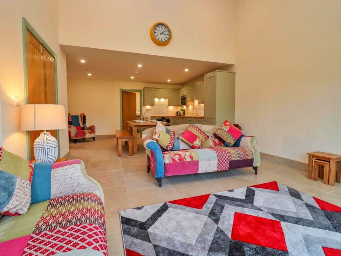 140 M² House ∙ 3 Bedrooms ∙ 6 Guests - Burford, UK