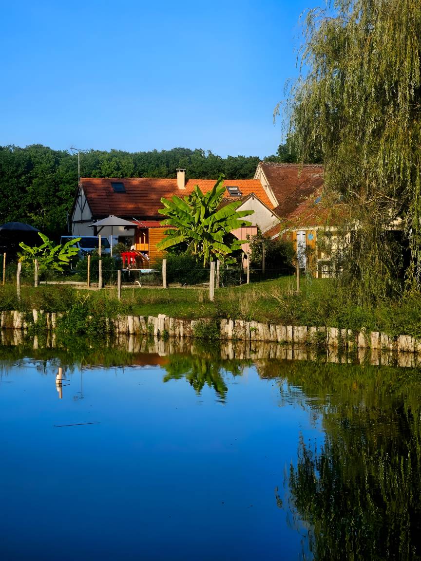 400 M² Maison De Campagne ∙ 8 Chambres ∙ 30 Personnes - Saint-Fargeau