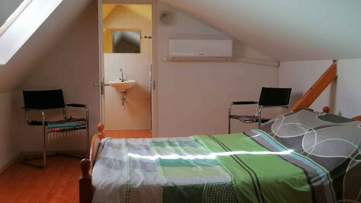 100 M² Ferienhaus ∙ 3 Schlafzimmer ∙ 6 Gäste - Balatonfenyves