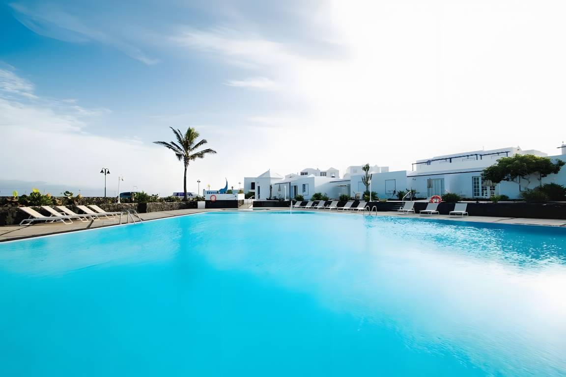 70 M² Huis ∙ 2 Slaapkamers ∙ 4 Gasten - Graciosa