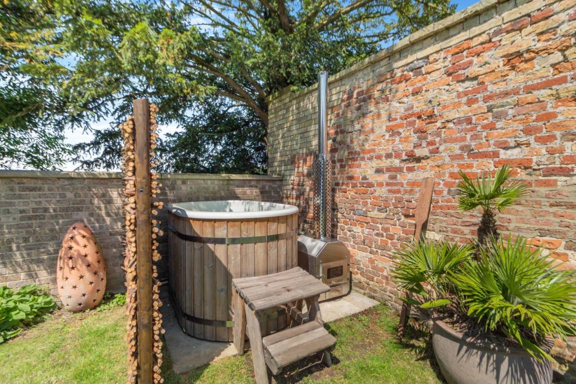 Cottage ∙ 2 Bedrooms ∙ 4 Guests - Suffolk