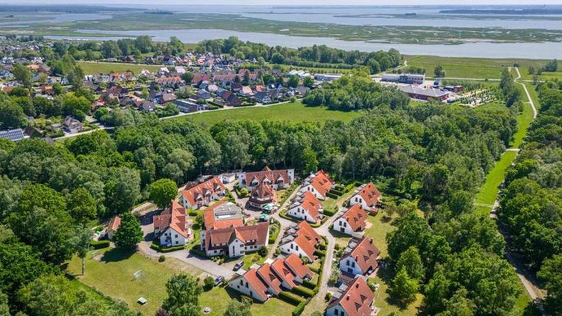 65 M² Apartment ∙ 2 Bedrooms ∙ 4 Guests - Zingst
