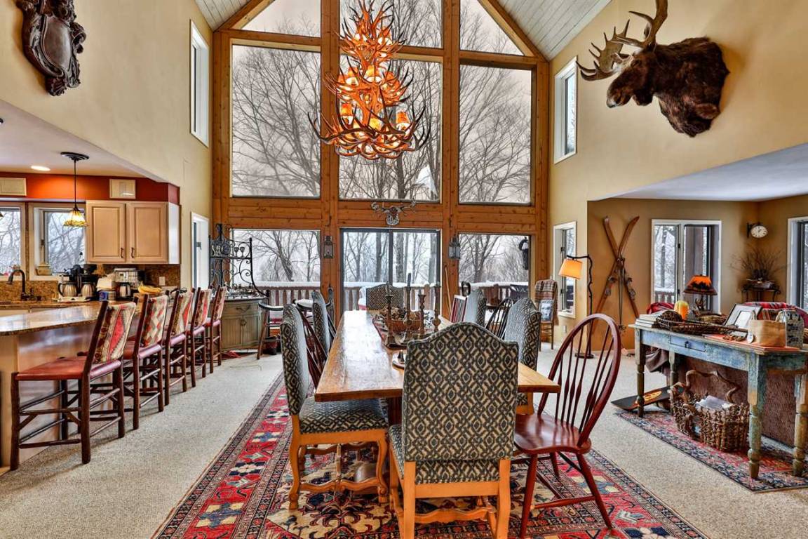 743 M² Cabin ∙ 4 Bedrooms ∙ 8 Guests - Killington, VT