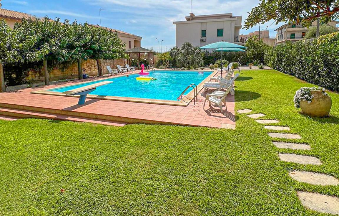 140 M² House ∙ 3 Bedrooms ∙ 8 Guests - Scicli