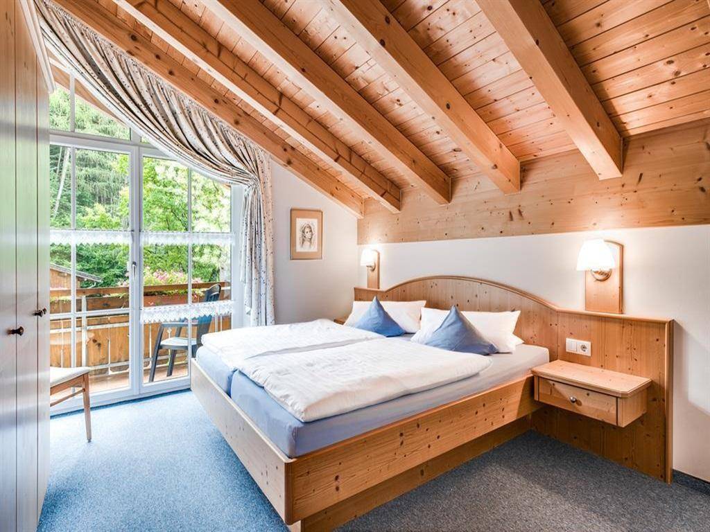 64 M² Ferienwohnung ∙ 2 Schlafzimmer ∙ 4 Gäste - Unterjoch