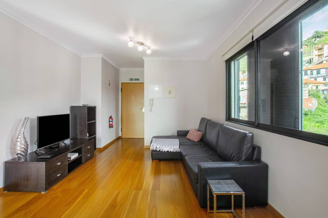 90 M² Apartment ∙ 2 Bedrooms ∙ 4 Guests - Machico