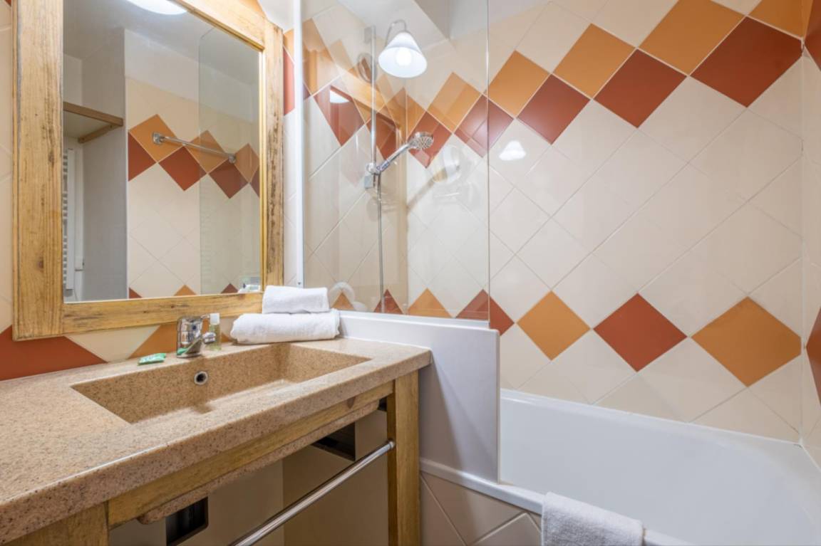 24 M² Apartamento ∙ 4 Huéspedes - Brides-les-Bains