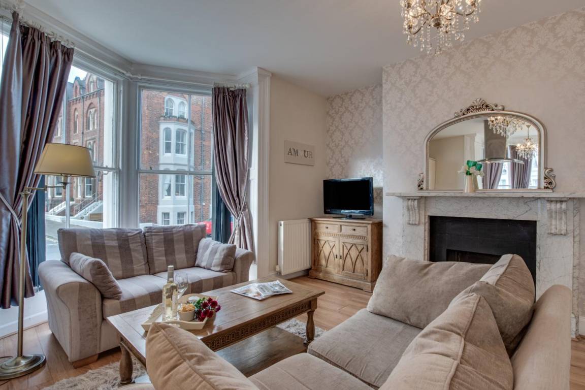 Apartment ∙ 2 Bedrooms ∙ 4 Guests - Whitby