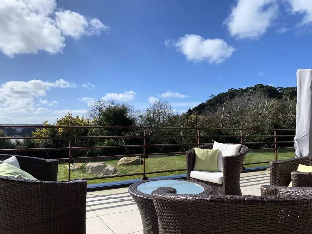 340 M² Ferienhaus ∙ 8 Schlafzimmer ∙ 15 Gäste - Erquy