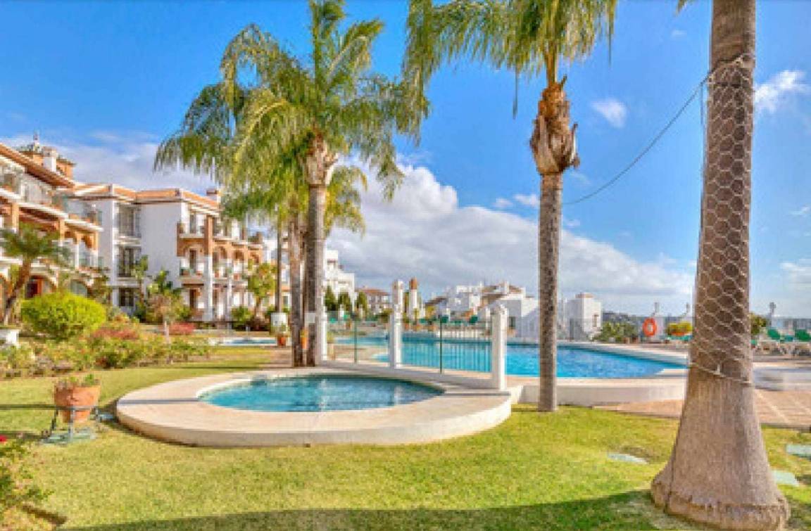 60 M² Apartamento ∙ 1 Habitación ∙ 3 Huéspedes - Mijas