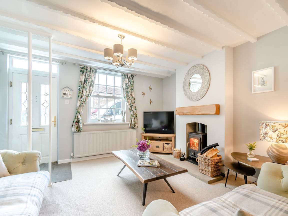 Cottage ∙ 2 Bedrooms ∙ 4 Guests - Beverley