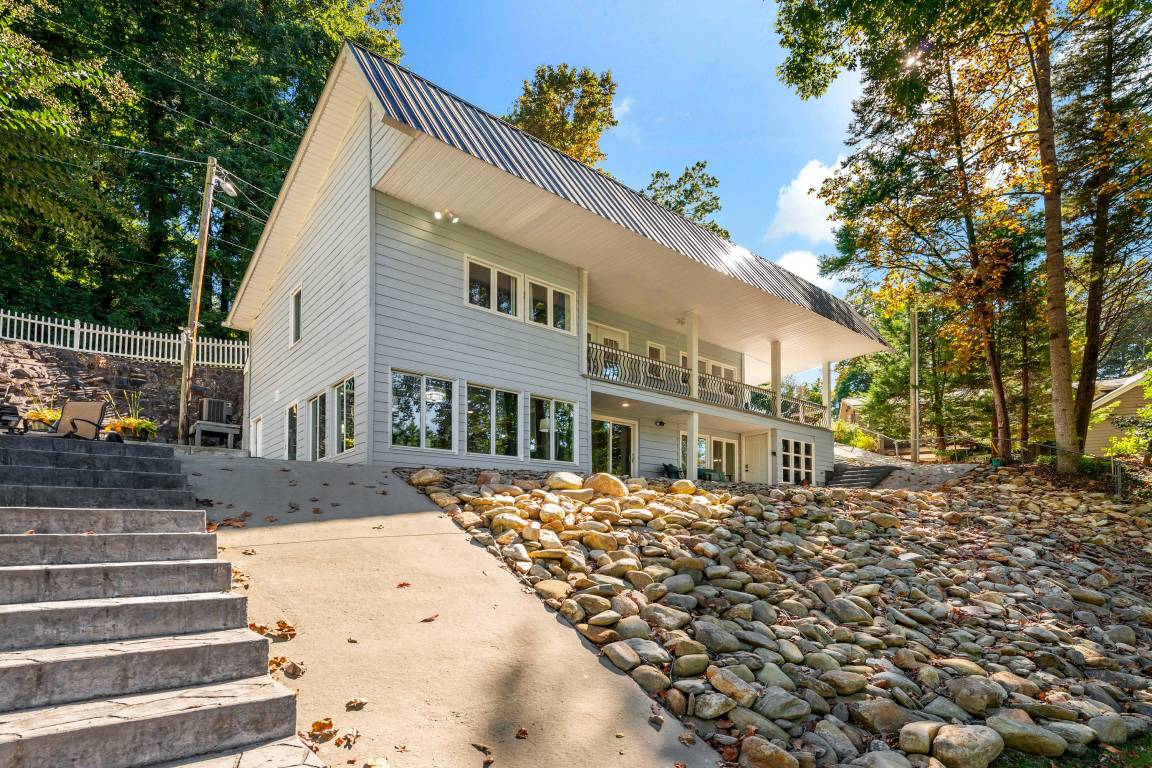 130 M² House ∙ 3 Bedrooms ∙ 6 Guests - Lake James State Park, Nebo
