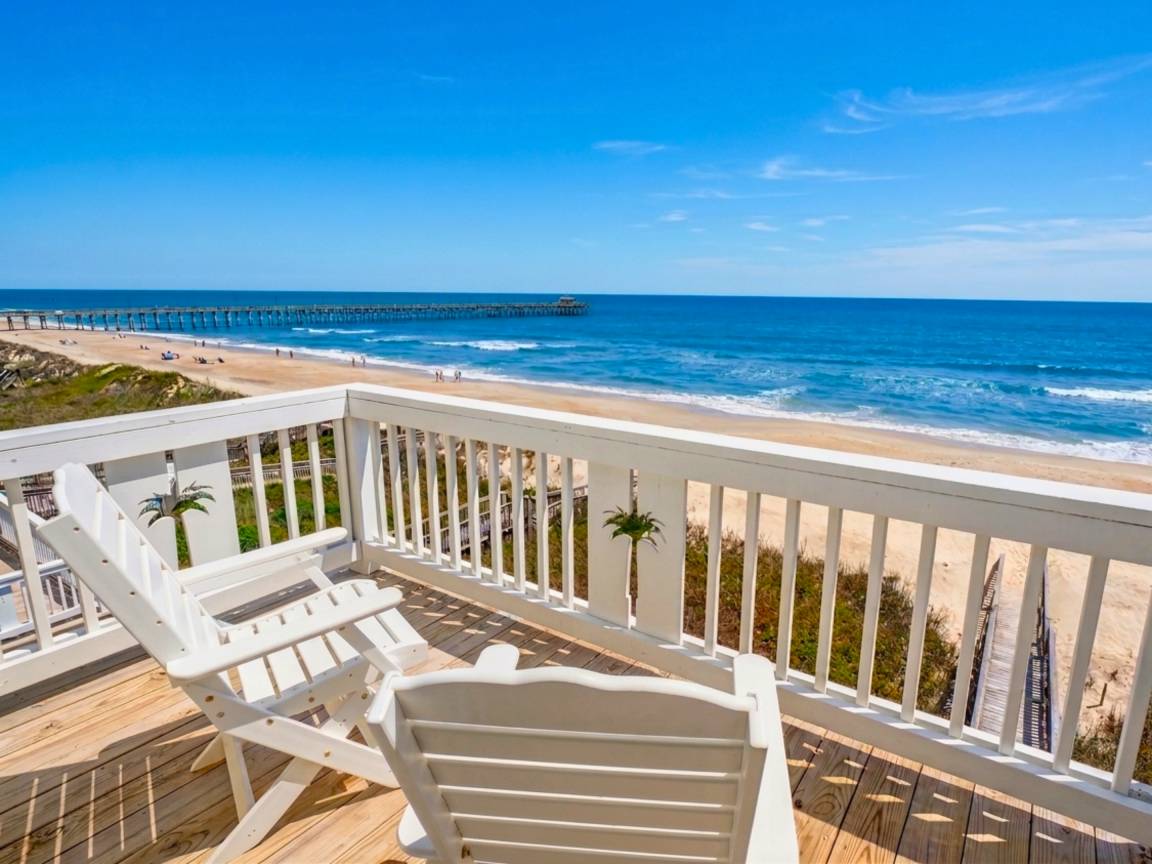 260 M² House ∙ 5 Bedrooms ∙ 12 Guests - North Topsail Beach, NC