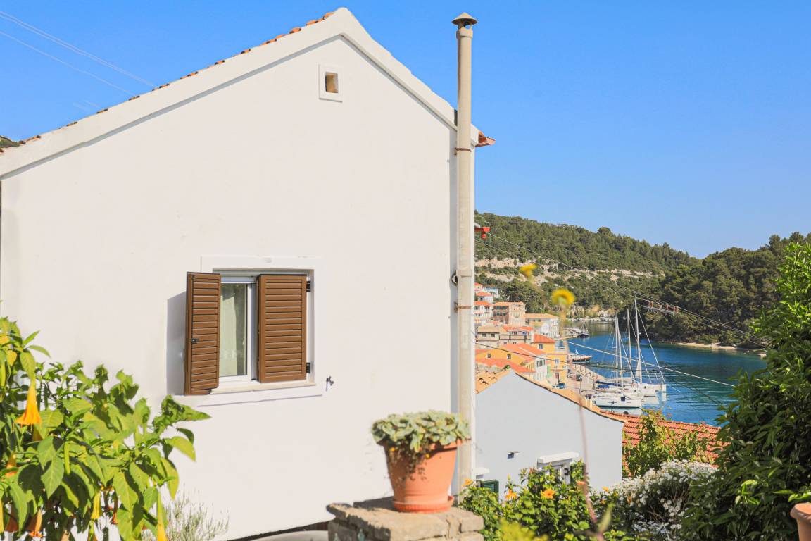 71 M² Ferienwohnung ∙ 2 Schlafzimmer ∙ 4 Gäste - Paxos
