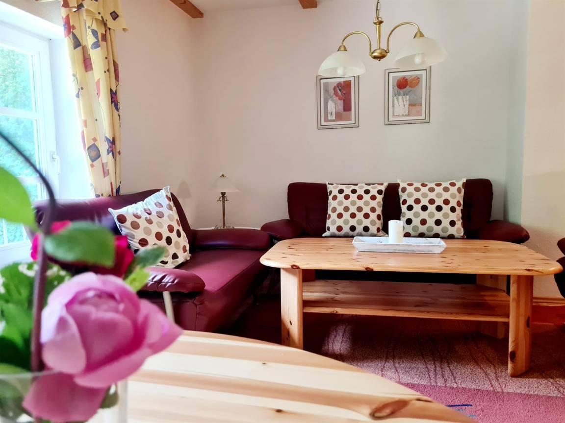 70 M² Ferienwohnung ∙ 2 Schlafzimmer ∙ 4 Gäste - Witzwort