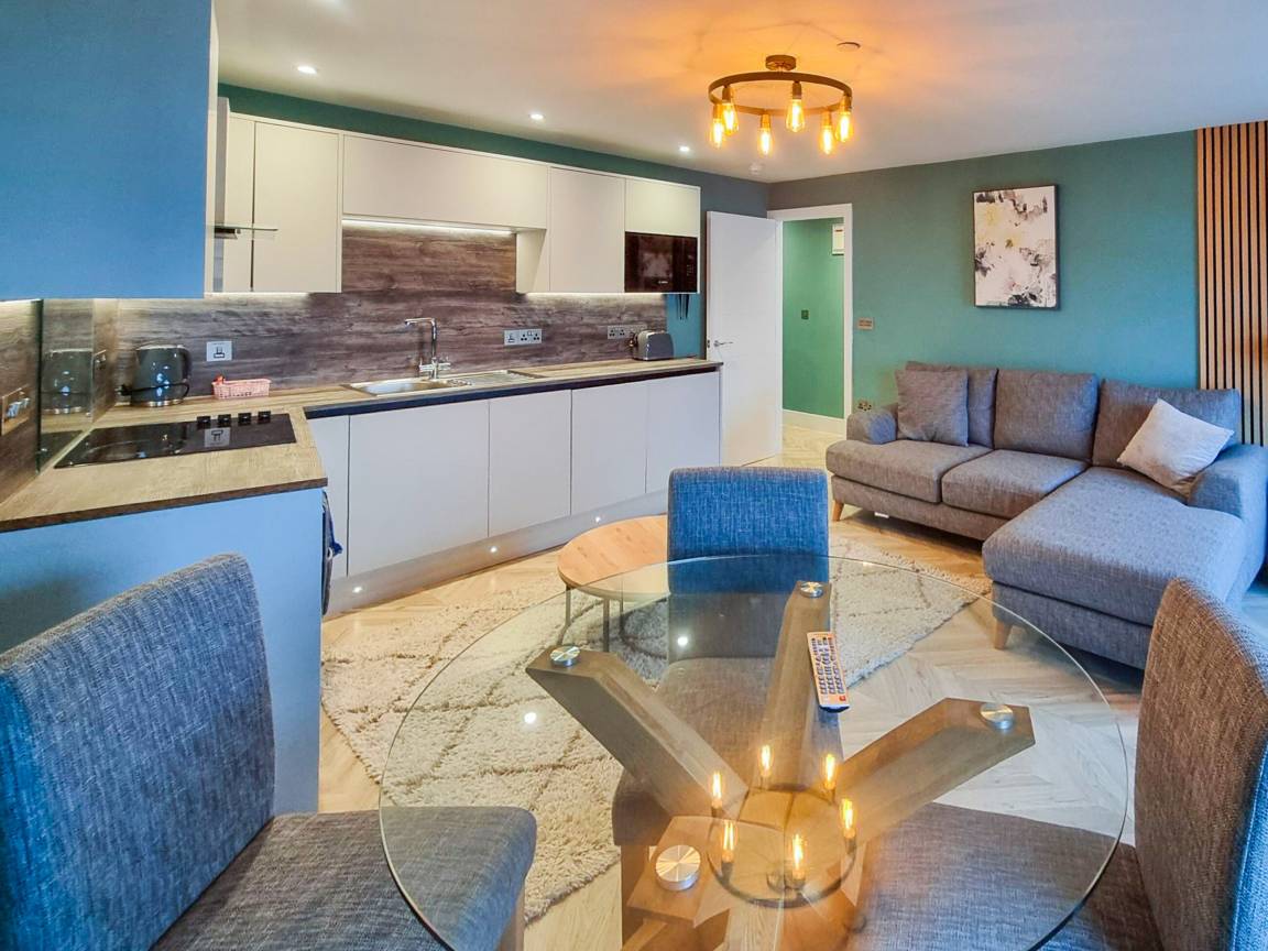Apartment ∙ 2 Bedrooms ∙ 4 Guests - Aberystwyth