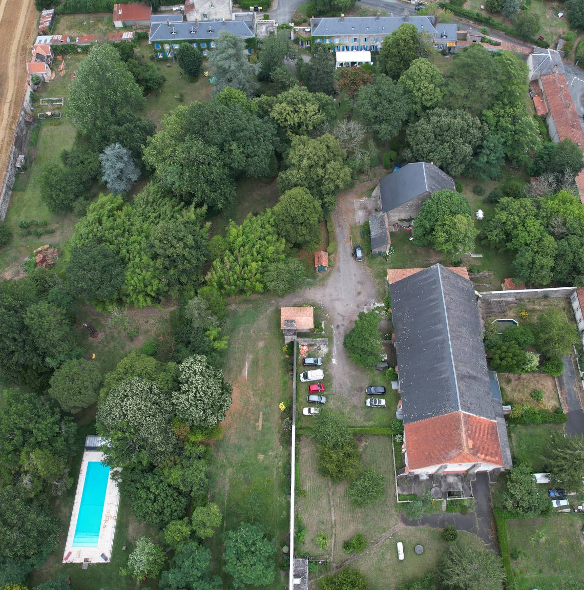 600 M² Gîte ∙ 16 Chambres ∙ 40 Personnes - Pays de la Loire