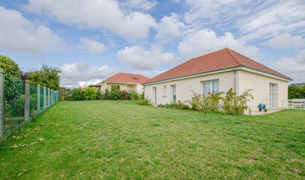 96 M² Gîte ∙ 3 Chambres ∙ 6 Personnes - Aube