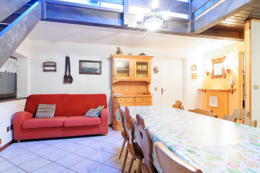 85 M² Apartment ∙ 4 Bedrooms ∙ 8 Guests - Canazei