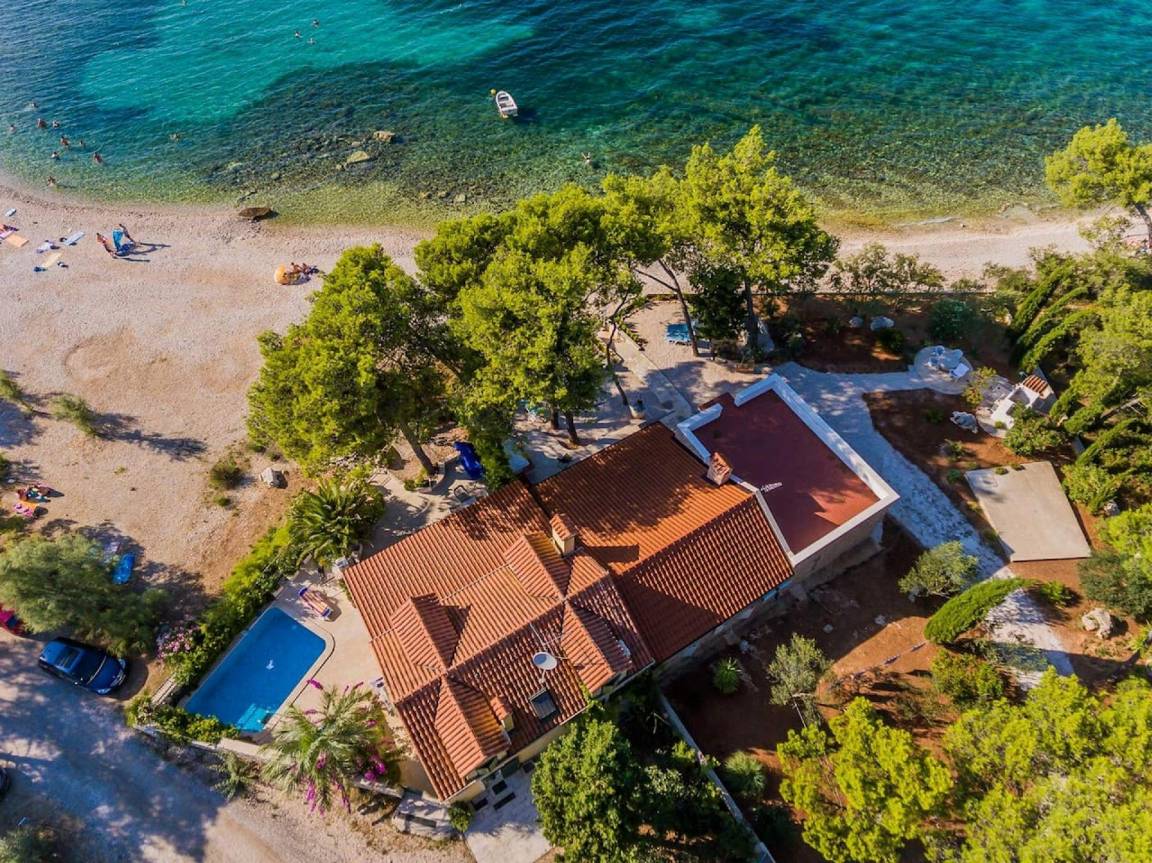 120 M² House ∙ 3 Bedrooms ∙ 8 Guests - Supetar