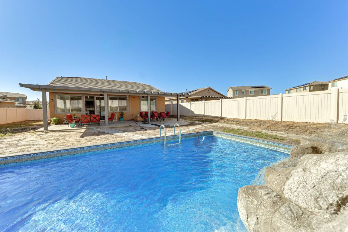 181 M² House ∙ 3 Bedrooms ∙ 8 Guests - Oak Glen, CA