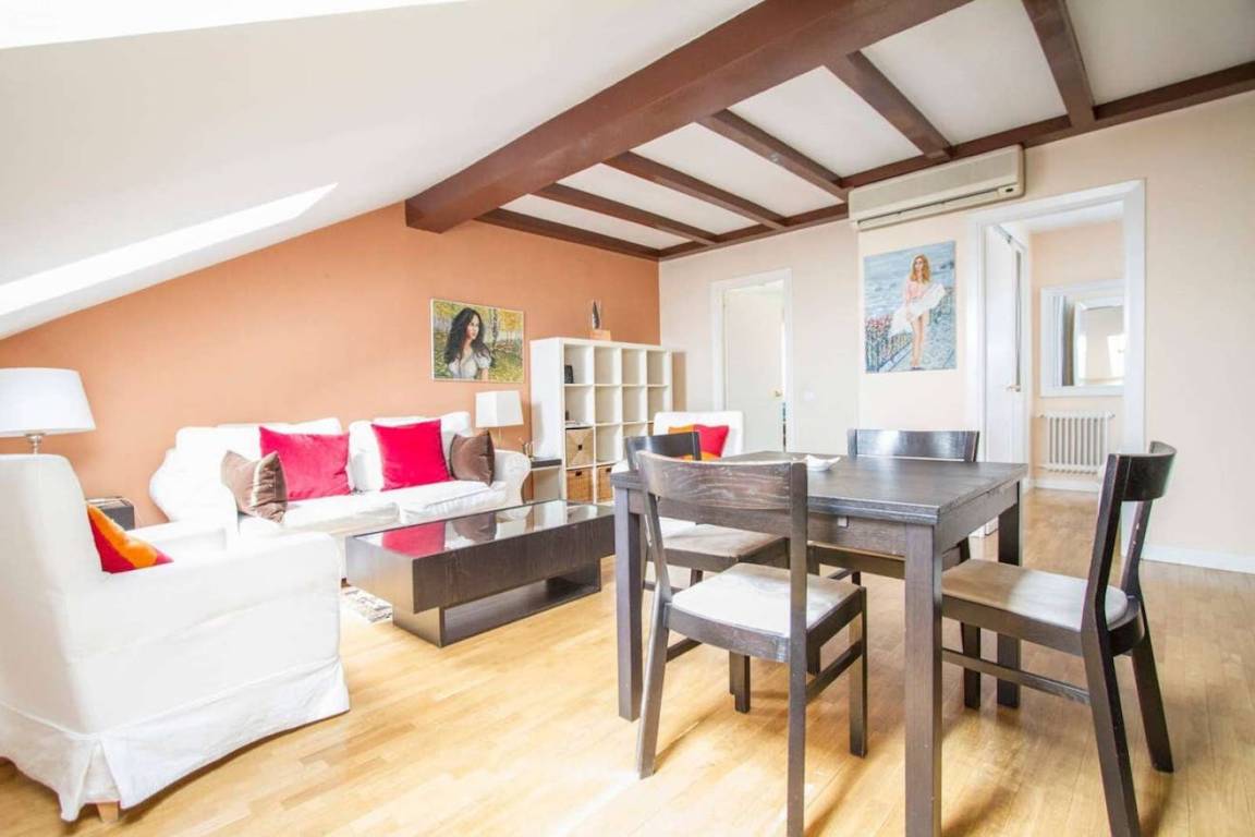 55 M² Apartamento ∙ 1 Habitación ∙ 4 Huéspedes - Alcobendas