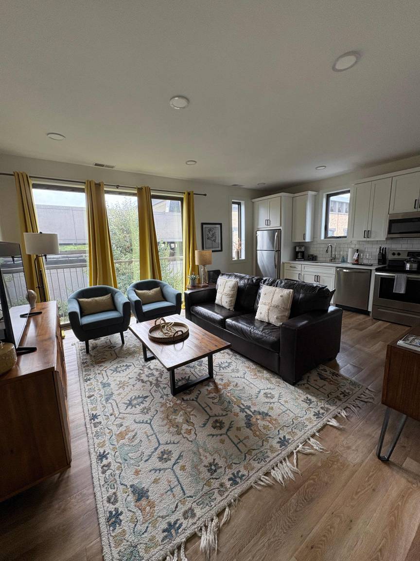 84 M² Apartment ∙ 1 Bedroom ∙ 4 Guests - Traverse City, MI