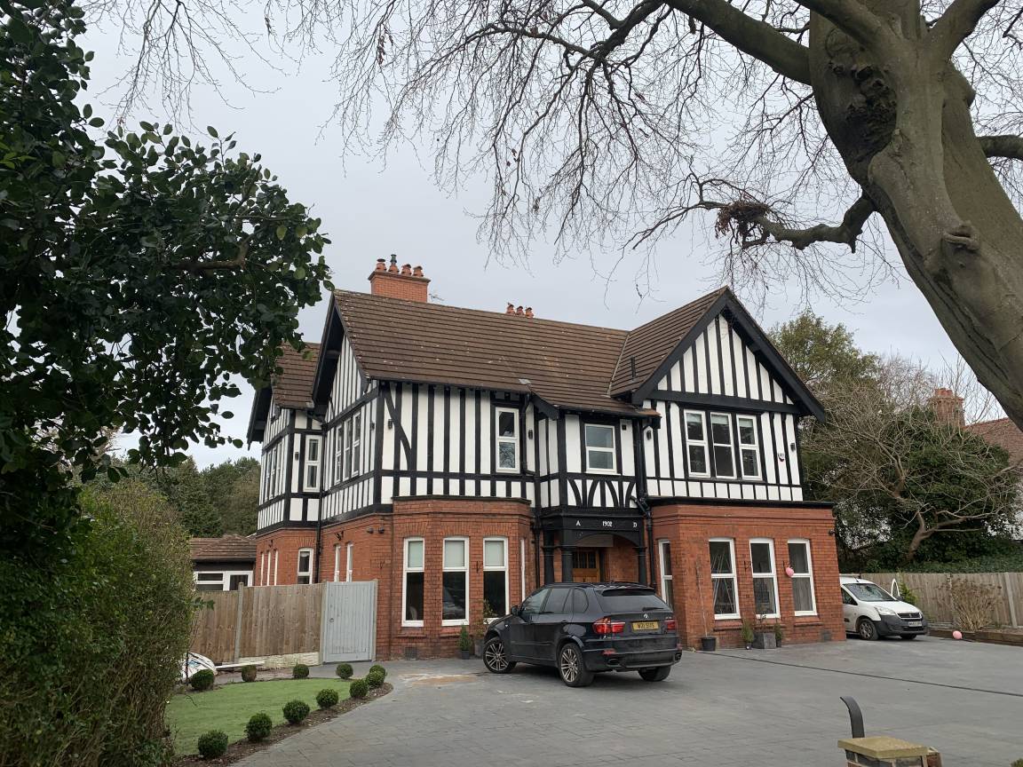 800 M² House ∙ 8 Bedrooms ∙ 16 Guests - Leasowe Castle Hotel