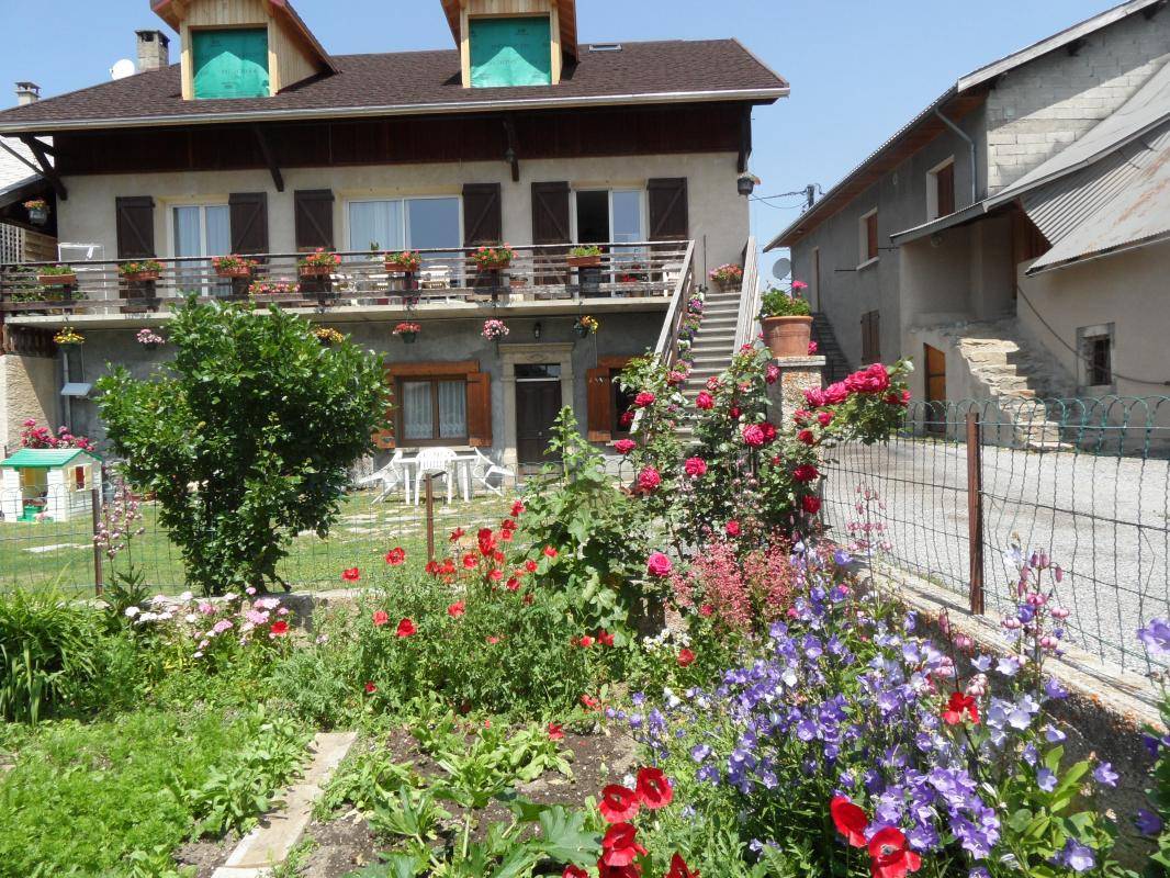 58 M² Gîte ∙ 2 Chambres ∙ 6 Personnes - Hautes-Alpes