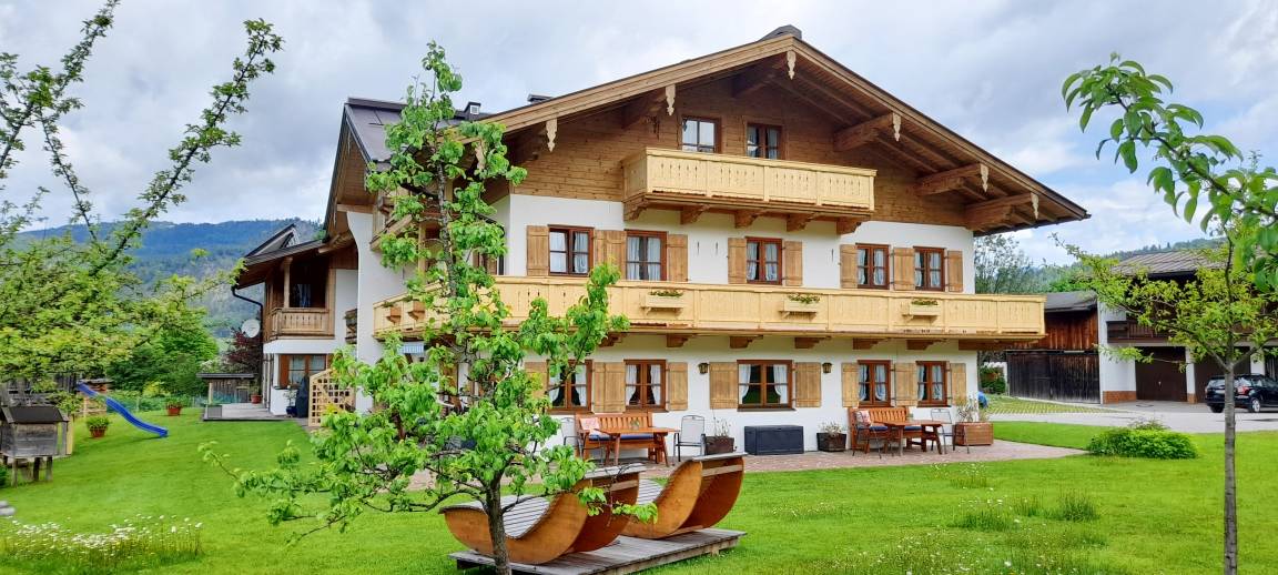 75 M² Bed & Breakfast ∙ 2 Schlafzimmer ∙ 6 Gäste - Traunstein